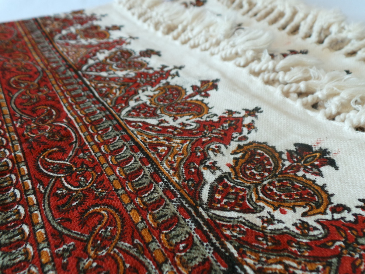 Persian Ghalamkar Bedspread or Tablecloth - HGH2056 - Persiada