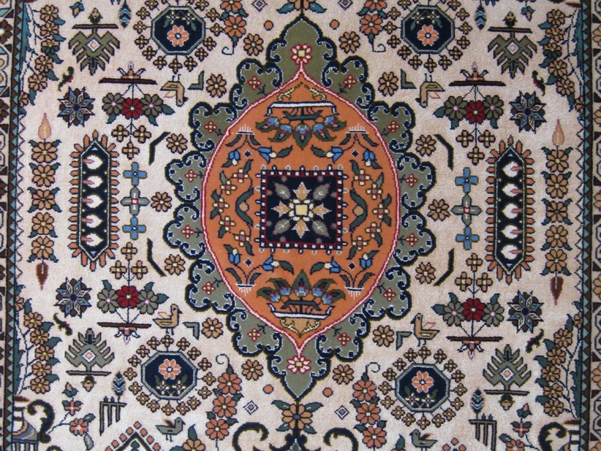 Premium Persian Geometric Design Isfahan Rug - RI4040