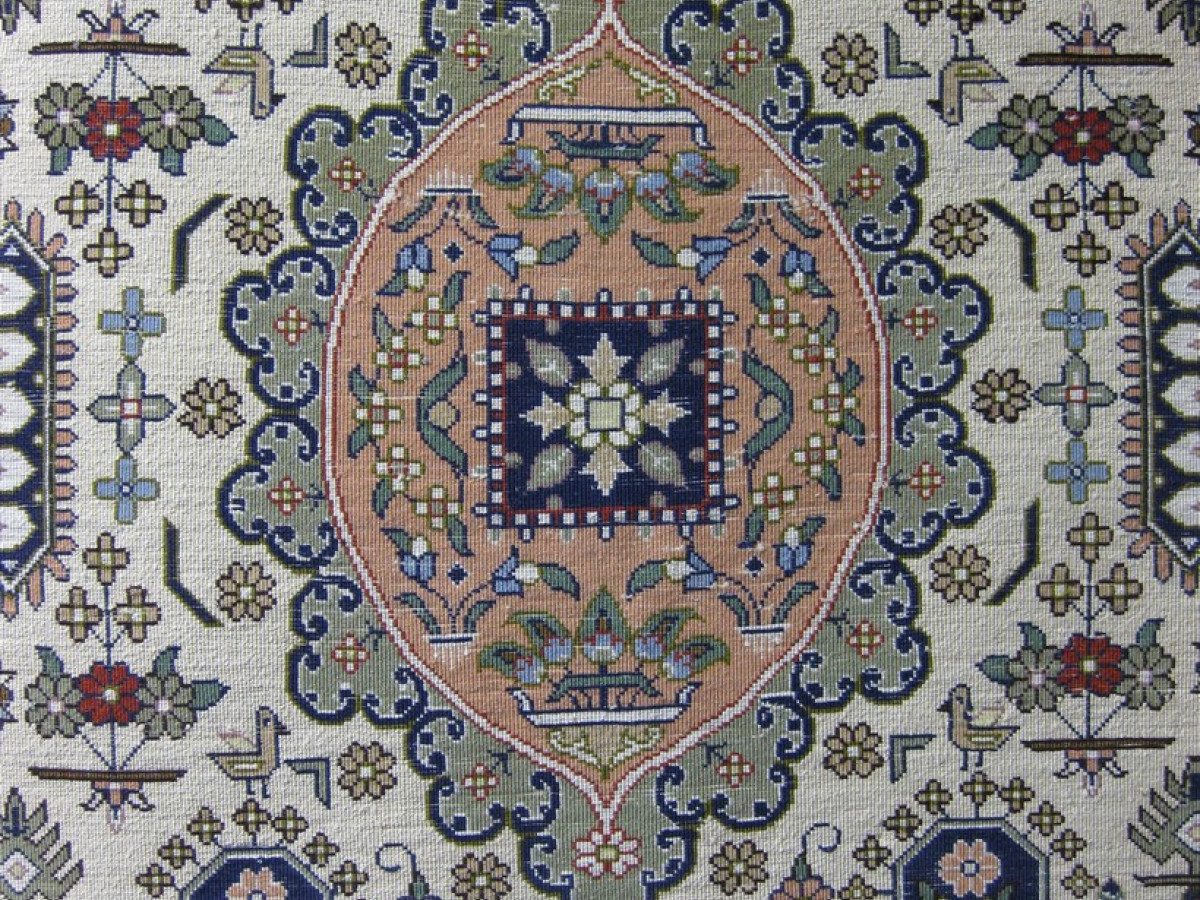 Premium Persian Geometric Design Isfahan Rug - RI4040