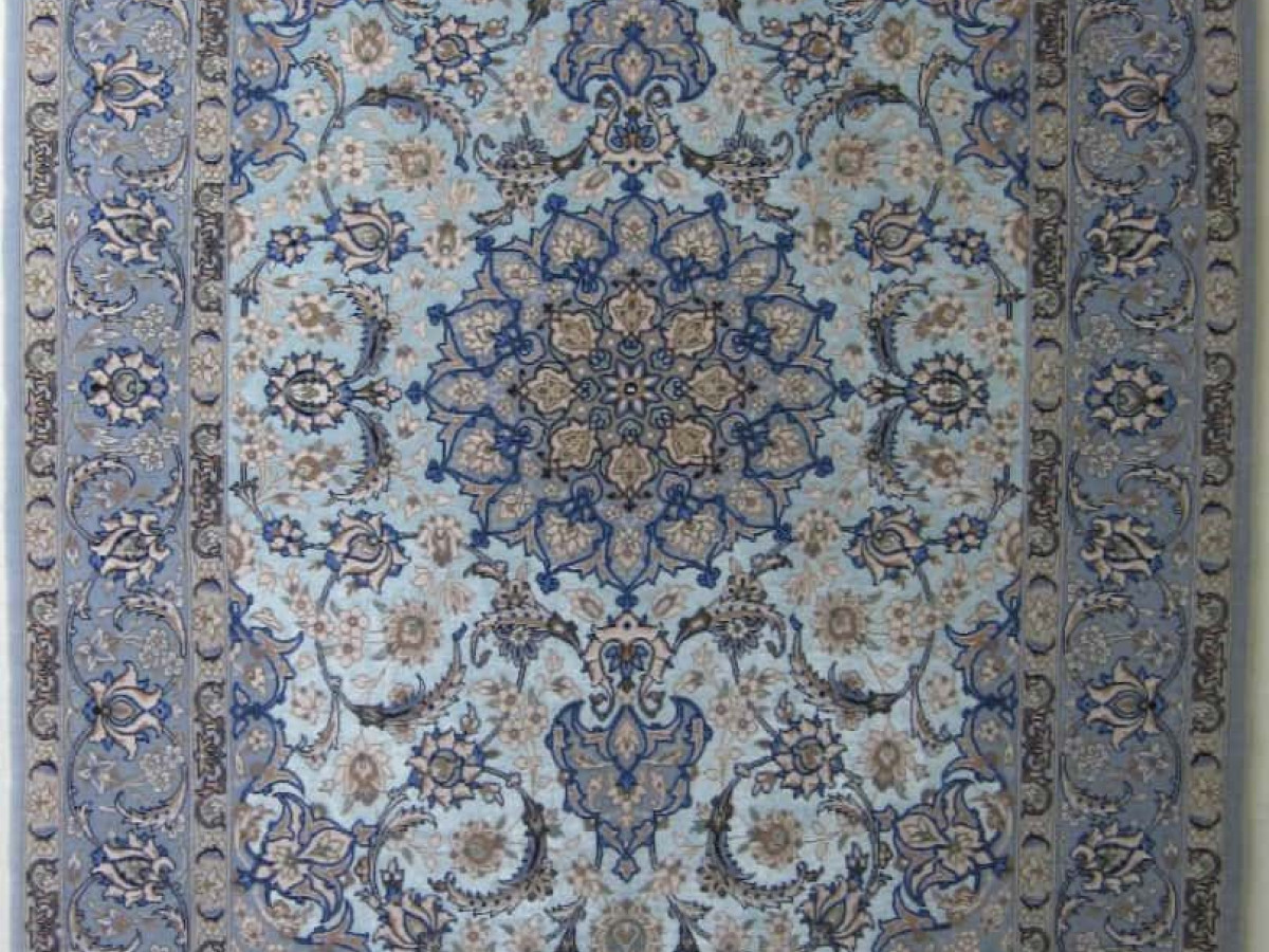 Premium Persian Slimi Design Isfahan Rug - RI4041